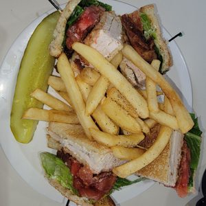 THE DAILY DINER - Updated March 2025 - 109 Photos & 53 Reviews - 240 W ...