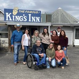 KING’S INN - Updated September 2025 - 153 Photos & 247 Reviews - 1116 E ...