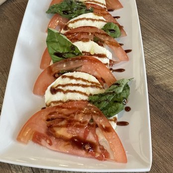 CAFE CLUB MONTVILLE - Updated October 2025 - 68 Photos & 31 Reviews ...