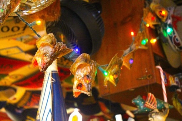 CLOSE QUARTERS PUB - Updated December 2025 - 35 Photos & 44 Reviews ...