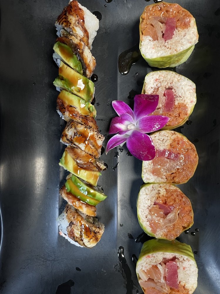 DELI SUSHI & DESSERTS - Updated August 2024 - 994 Photos & 610 Reviews ...