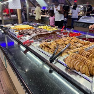 NEW CITY BUFFET AND CAJUN SEAFOOD - 19 Photos & 10 Reviews - 7165 GA 85 ...