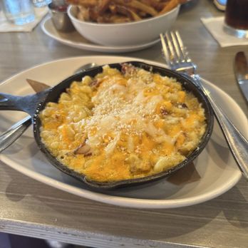 GARY RACK’S FARMHOUSE KITCHEN - Updated October 2025 - 684 Photos & 591 ...