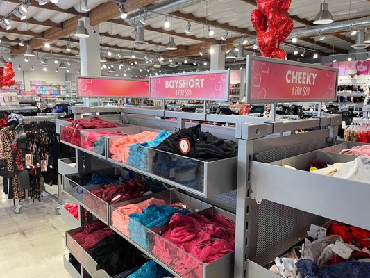 THE LOVE STORE - Updated December 2025 - 41 Photos & 48 Reviews - 2520 ...