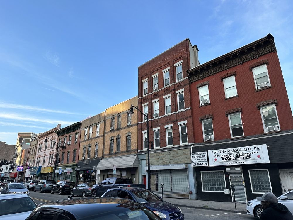 JOURNAL SQUARE PATH STATION - Updated December 2025 - 76 Photos & 98 ...