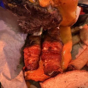 SHINDIGS COUNTRY KITCHEN BAR & STAGE - Updated September 2025 - 150 ...