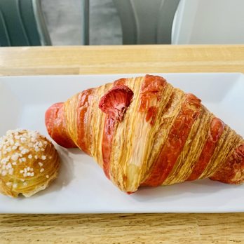 LA PARISIENNE FRENCH BAKERY - Updated August 2024 - 1031 Photos & 709 ...