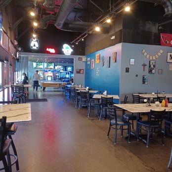 AZOOL BAR & GRILL - Updated October 2025 - 55 Photos & 151 Reviews ...