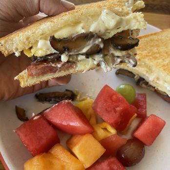 808 DELI - Updated October 2024 - 634 Photos & 1095 Reviews - 2439 S ...