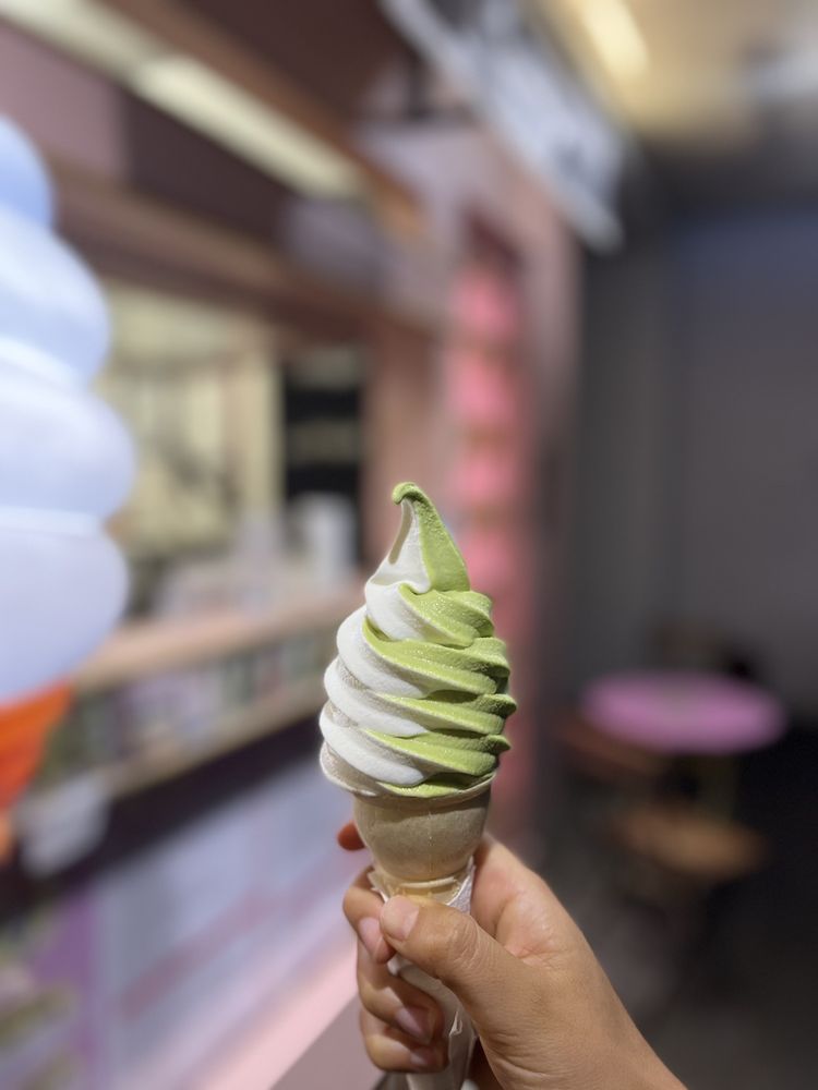 BON CREPE - Updated July 2024 - 205 Photos & 163 Reviews - 1238 Robson ...