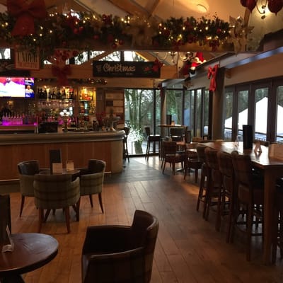 VICTORIA INN - Updated September 2025 - 10 Photos - Markland Hill ...