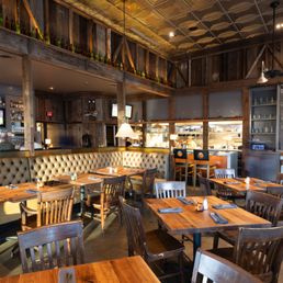 NORMAN ROSE TAVERN - Updated December 2025 - 667 Photos & 860 Reviews ...