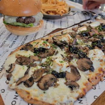 COMMON BOND BISTRO & BAKERY - MED CENTER - Updated August 2025 - 759 ...