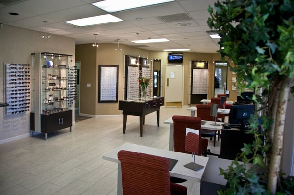 EYECENTER OPTOMETRIC - Updated December 2025 - 21 Photos & 135 Reviews ...