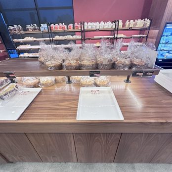 85°C BAKERY CAFE-SIMI VALLEY - Updated January 2026 - 219 Photos & 131 ...