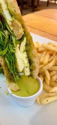 VEES CAFE - Updated December 2025 - 455 Photos & 64 Reviews - 241 S ...