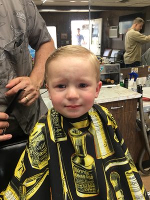 GORDON’S BARBER SHOP - Updated January 2026 - 22 Photos - 4918 Eastman ...