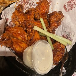 TRACK ONE - Updated June 2025 - 454 Photos & 502 Reviews - 1330 Robert ...