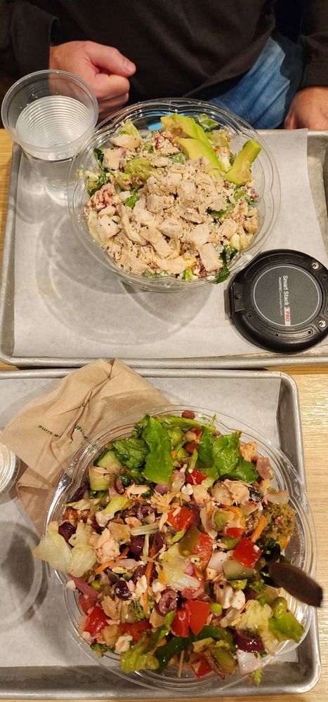 HELLO BISTRO - Updated October 2025 - 138 Photos & 239 Reviews - 3605 ...