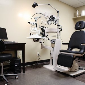 TOZER LEE EYE CENTER - Updated May 2025 - 1830 S Alma School Rd, Mesa ...