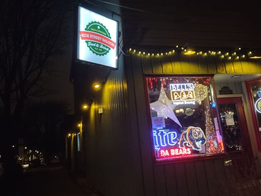 SIDE STREET SALOON - 43 Photos & 137 Reviews - 1456 W George St ...