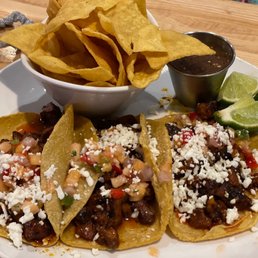 SEIS KITCHEN - Updated August 2025 - 592 Photos & 542 Reviews - 1765 E ...