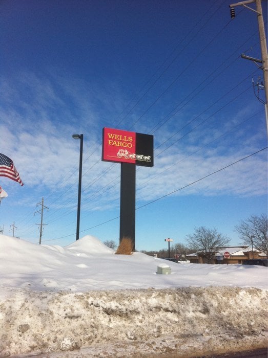 WELLS FARGO BANK - Updated August 2025 - 5120 County Road 101 ...