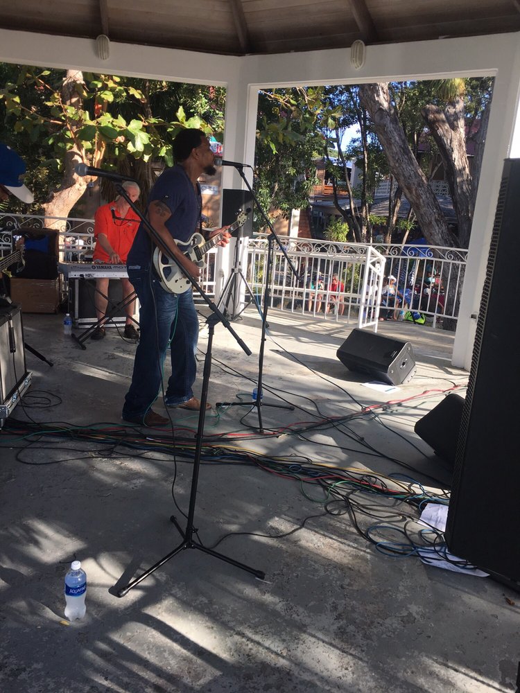 LOVE SOUNDS - Bay Street, Cruz Bay, Virgin Islands - Musical Instrument ...