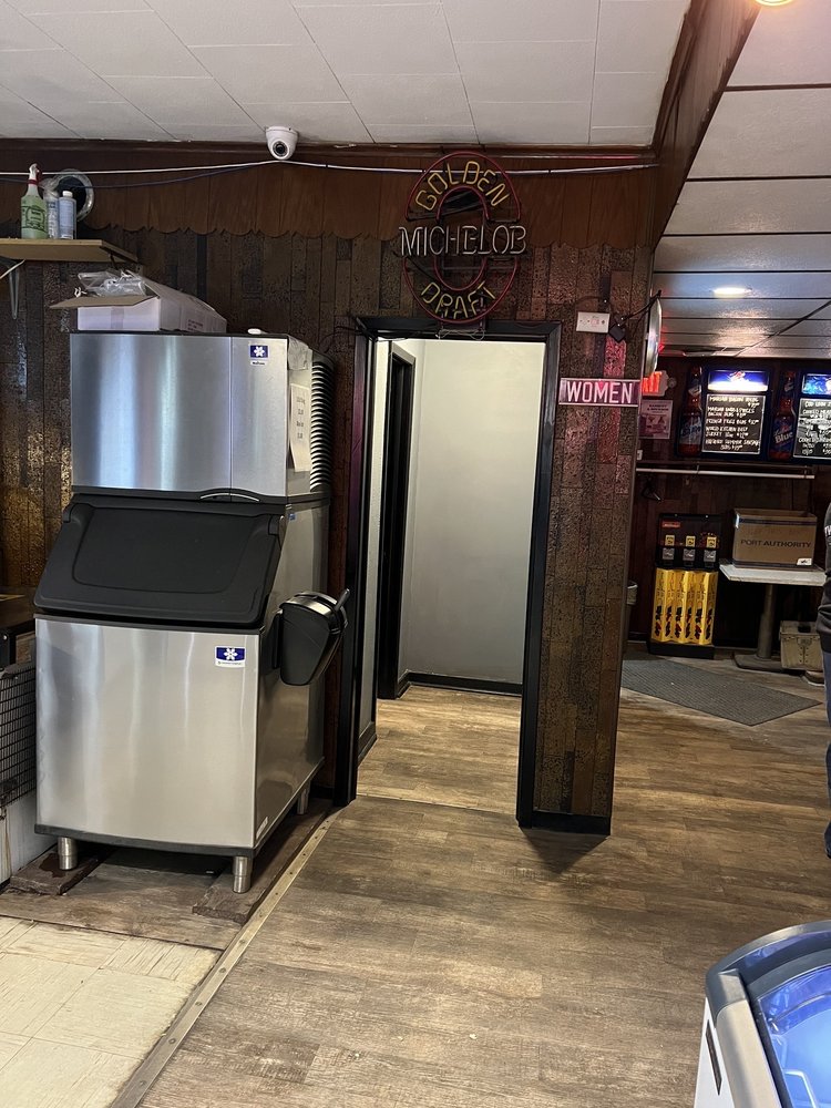 ROUNDUP BAR - Updated December 2025 - Hampton, Minnesota - Nightlife ...