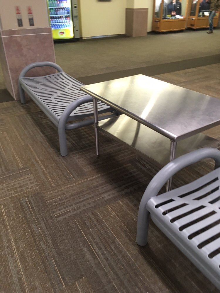 TSA CHECKPOINT - JOE FOSS FIELD AIRPORT - 2801 N Jaycee Ln, Sioux Falls ...