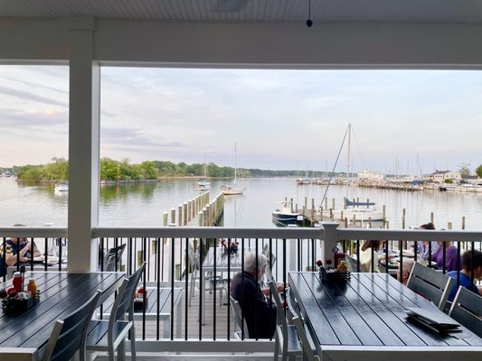 THE LIGHTHOUSE RESTAURANT & DOCK BAR - Updated October 2025 - 567 ...