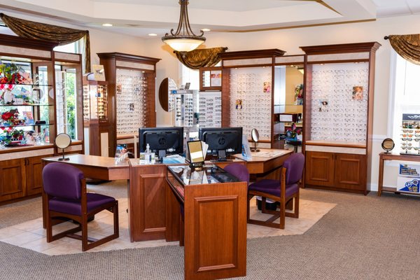 VALLEY VISION OPTOMETRIC CENTER - Updated December 2025 - 33 Photos ...