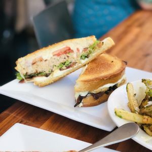 SANDFIDDLER CAFE - 281 Photos & 284 Reviews - Breakfast & Brunch - 9561 ...