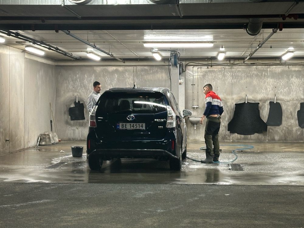 LADE ARENA BILVASK & BILPLEIE AS - Haakon VIIs gt. 12, Trondheim ...