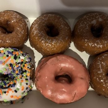 DUTCH DONUT FACTORY - Updated August 2025 - 212 Photos & 244 Reviews ...