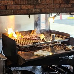 TOP NOTCH - Updated April 2025 - 580 Photos & 891 Reviews - 7525 Burnet ...