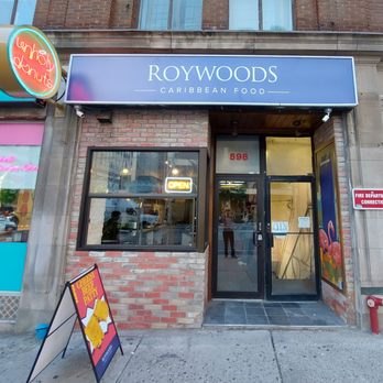 ROYWOODS - Updated January 2026 - 13 Photos - 598 Bay Street, Toronto ...
