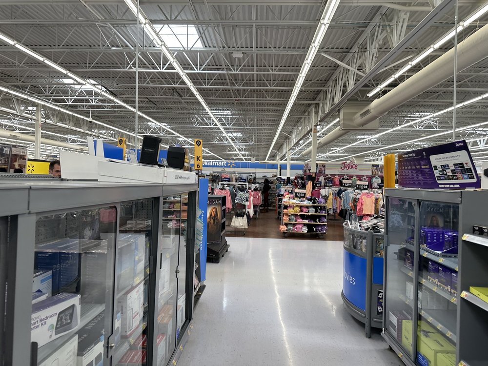 WALMART SUPERCENTER - 59 Photos & 86 Reviews - 28804 Gratiot Ave ...