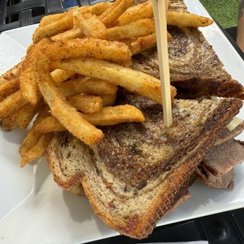 TRAIL’S EDGE BREWERY - Updated October 2025 - 195 Photos & 268 Reviews ...