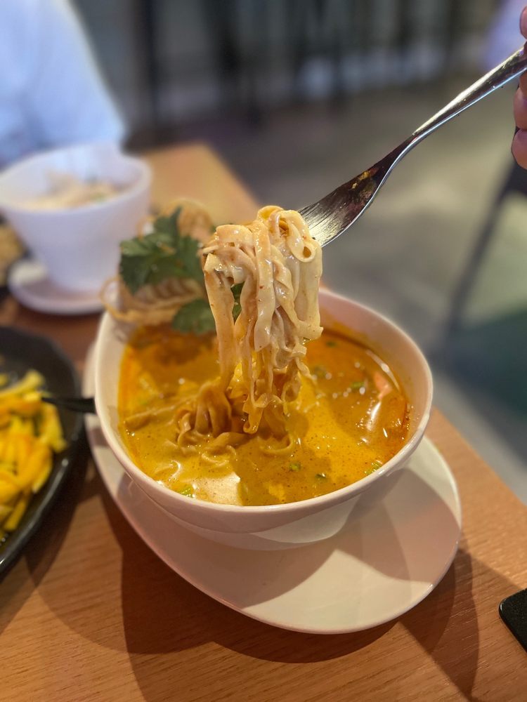 SUKHO THAI - 68 Photos & 16 Reviews - 2 Fenton Road, Markham, Ontario ...