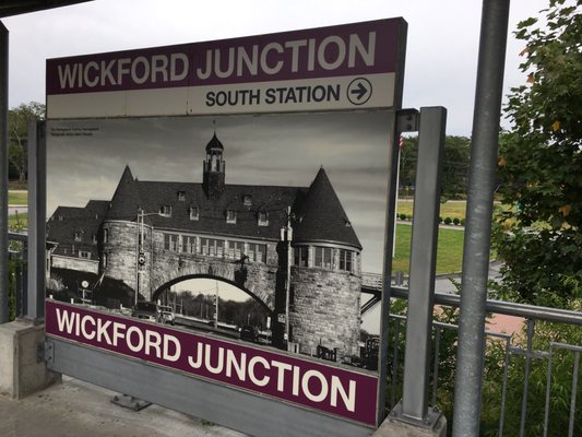 WICKFORD JUNCTION COMMUTER RAIL STATION - Updated May 2026 - 10 Photos ...