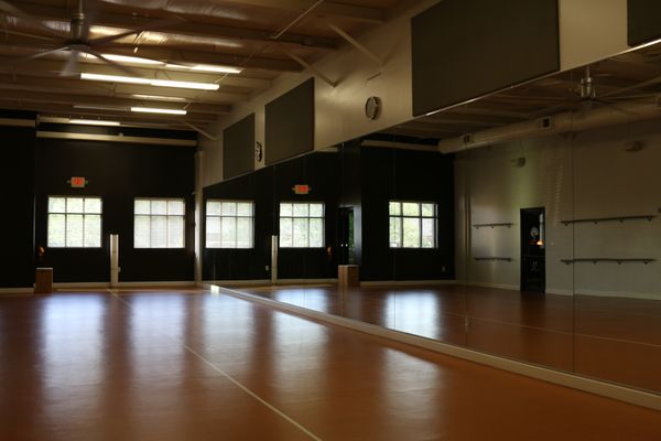 ATVARA HOT YOGA LOUNGE - 13 Photos & 13 Reviews - 778-D Park Centre Dr, Kernersville, North ...