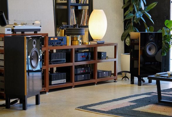 COMMON WAVE HI-FI - Updated December 2025 - 57 Photos & 47 Reviews ...