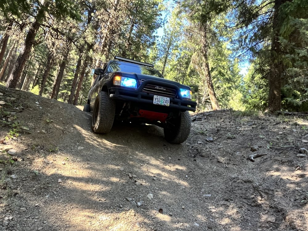 BUSTED KNUCKLES MECHANICS - Updated November 2025 - 1032 SE Alley Way ...