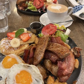 QUEENS BREAKFAST COCKTAILS - Updated May 2024 - 291 Photos & 190 ...