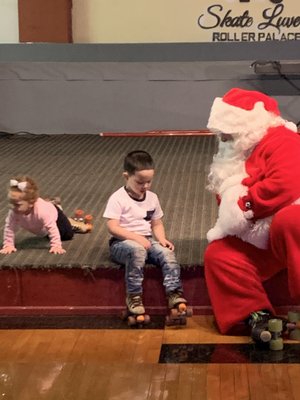 SKATE LUVERS ROLLER PALACE - 15 Photos - 1684 Adirondack St, Rochester ...