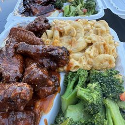 TEV’S KITCHEN - Updated March 2025 - 78 Photos & 113 Reviews - 1905 W ...