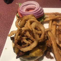 COURTHOUSE BAR AND GRILLE - Updated June 2025 - 83 Photos & 155 Reviews ...