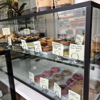MIRACLE BAKERY - 768 Photos & 516 Reviews - 1529 N San Fernando Blvd ...