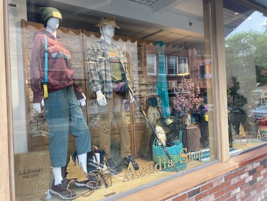 ACADIA SHOP - Updated December 2025 - 21 Photos & 20 Reviews - 85 Main ...